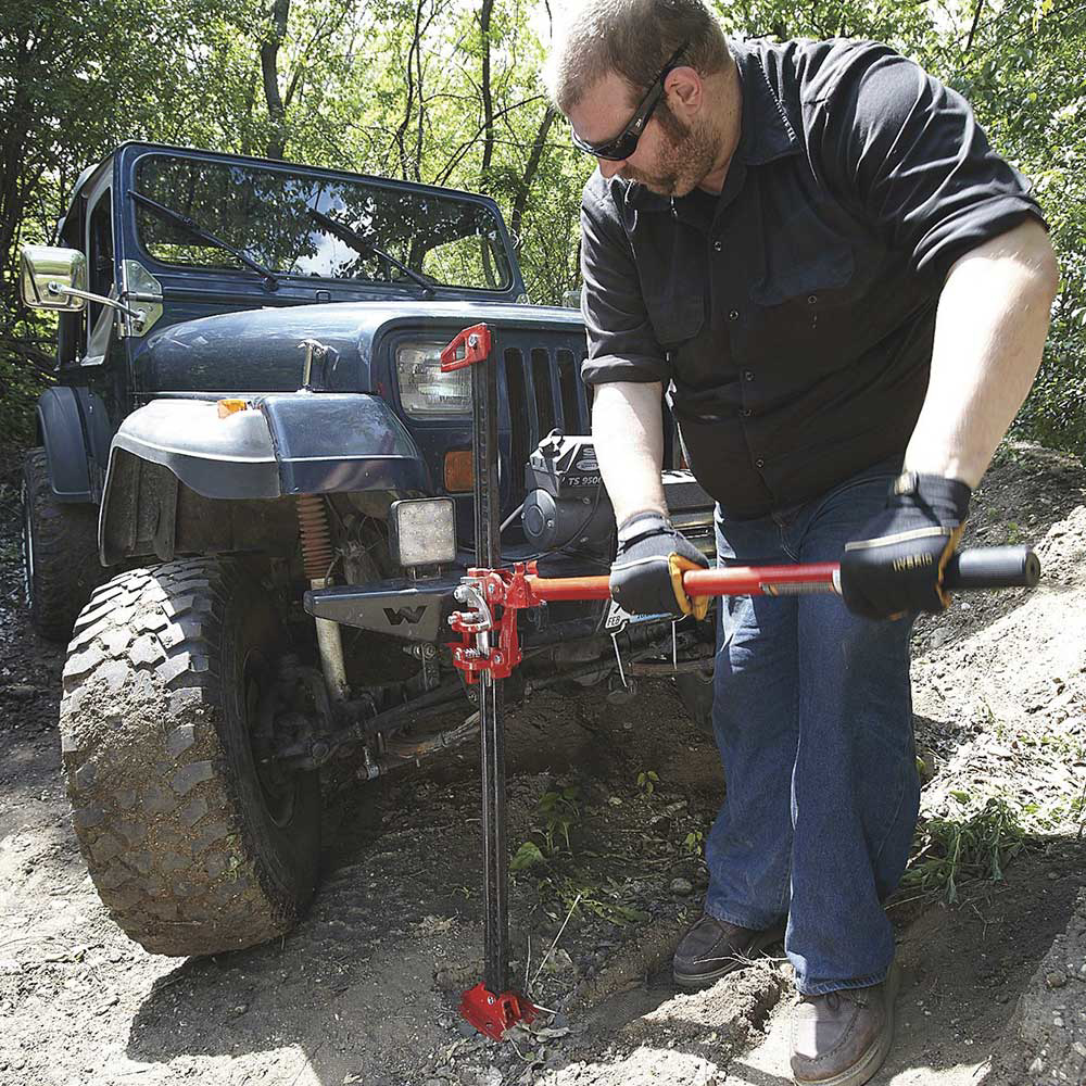 Strongway | 3 1/2-Ton Farm Jack | 48-In. | 46204 @ Great Northern Equipment