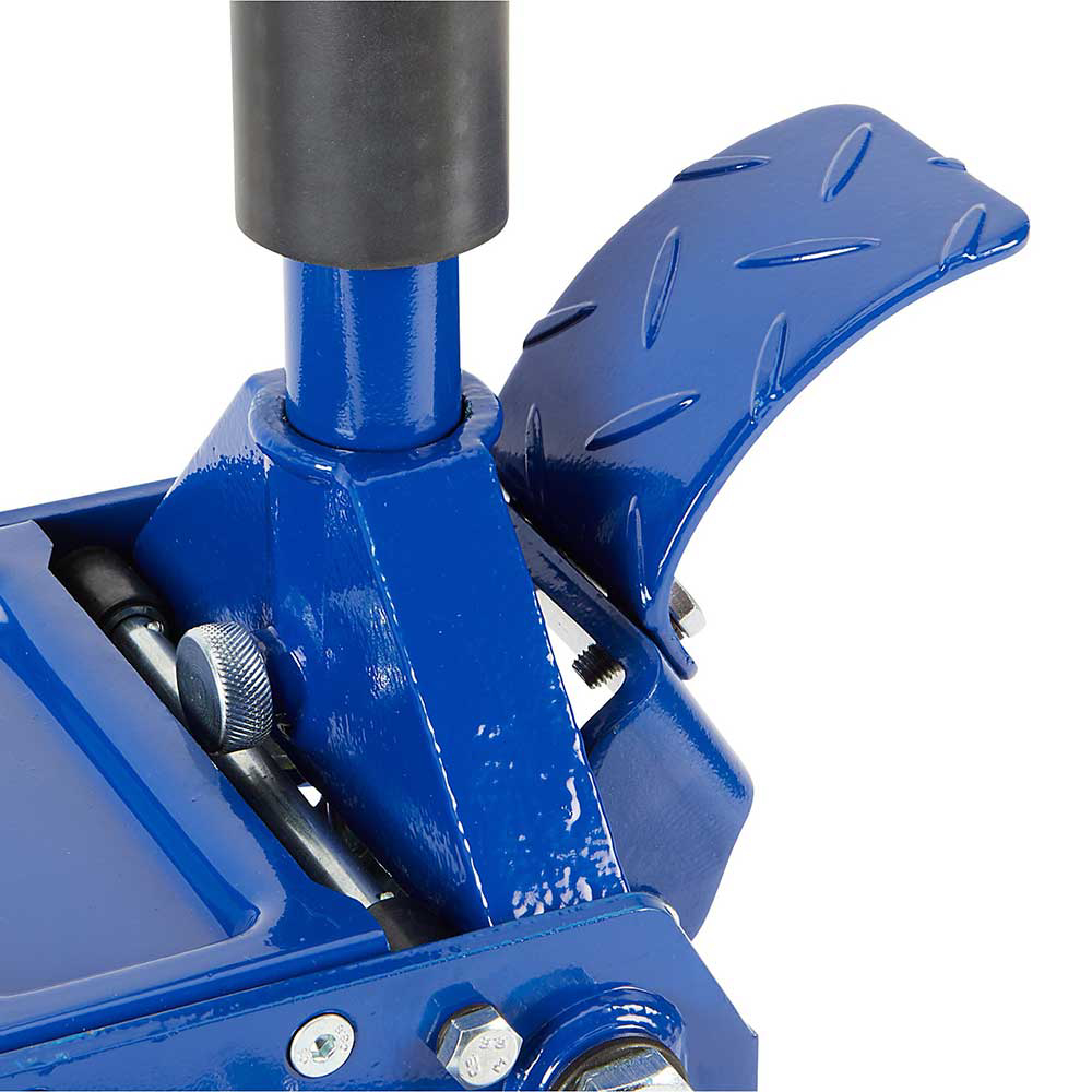 Strongway | Long-Reach Low-Profile Professional Service Floor Jack | 3 ...